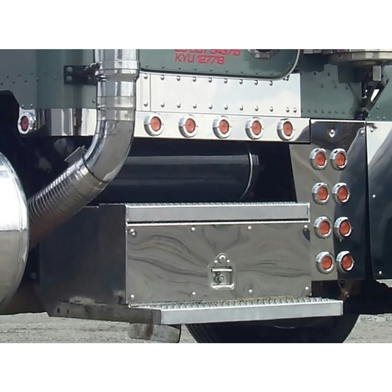 Peterbilt 359 379 Fender Guards With JJ Headlight Cutout By RoadWorks ...