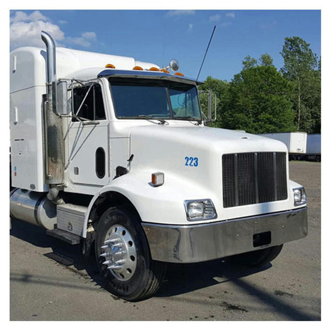 Peterbilt 325 330 335 340 Bumpers | Raney's Truck Parts