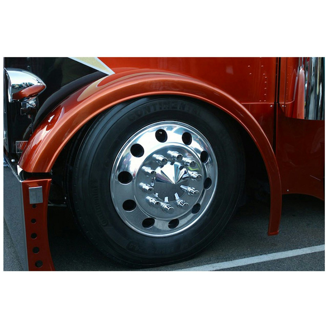 Peterbilt 379 Front Fenders - Raney's Truck Parts