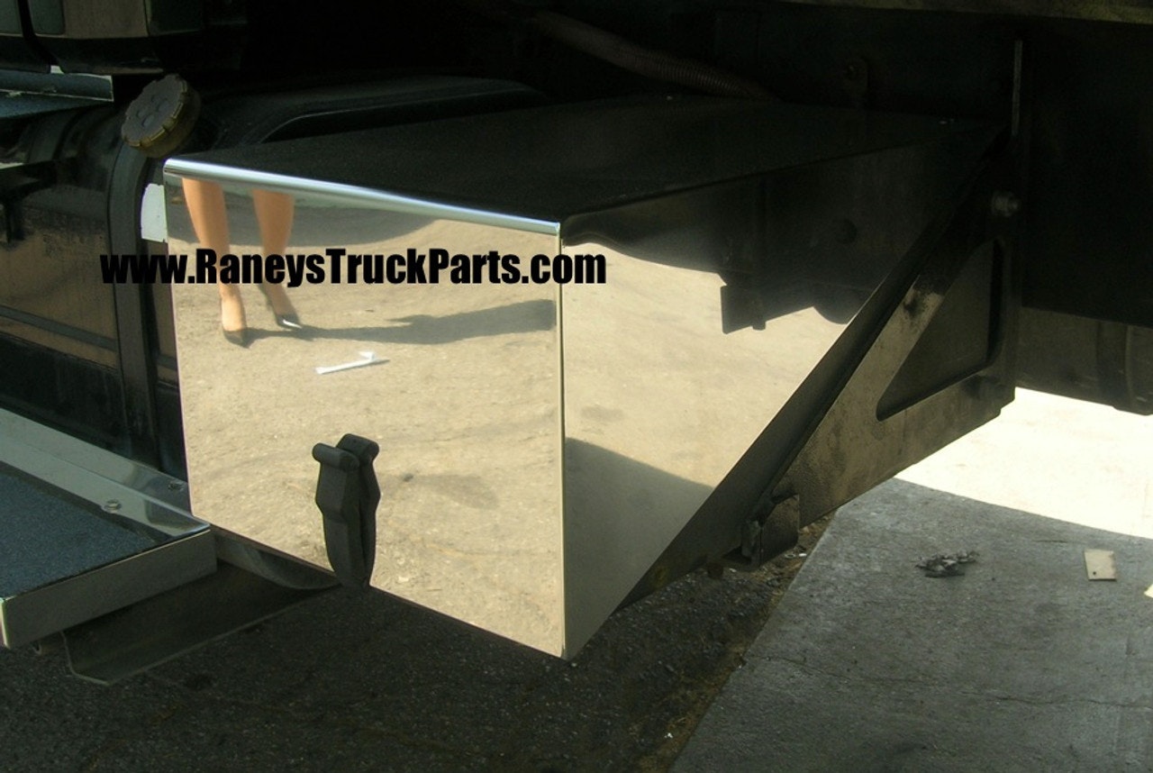 Freightliner M2 Battery Box Cover A06-76982-000