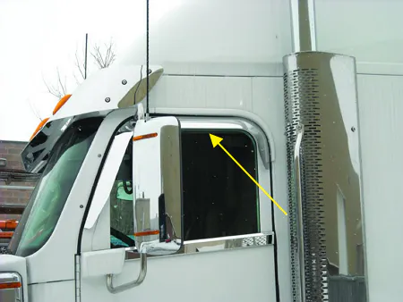 Freightliner Coronado Door Window Shade - Raney's Truck Parts