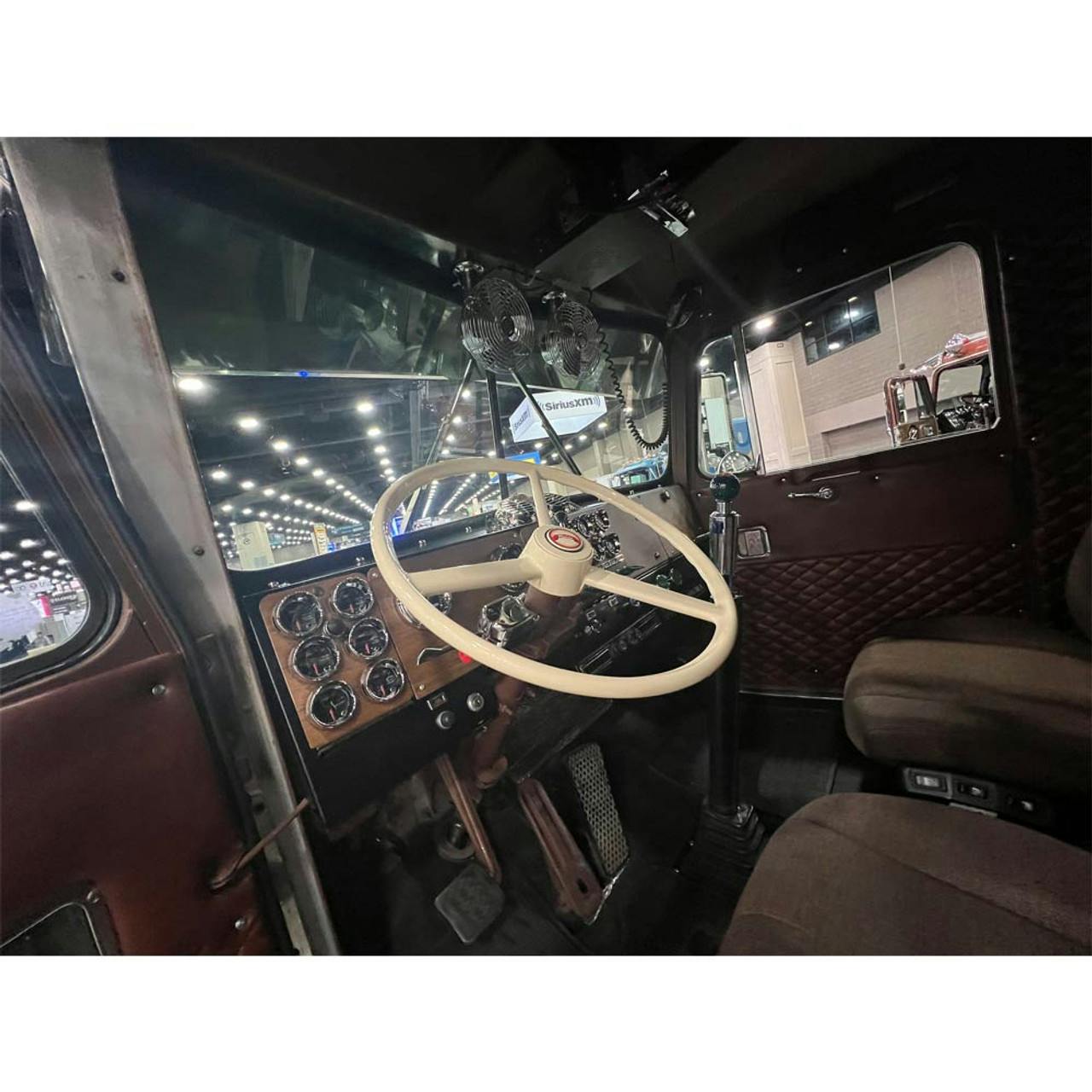 20" 3-Spoke Retro SCI Steering Wheel (Bone) - Raney's Truck Parts