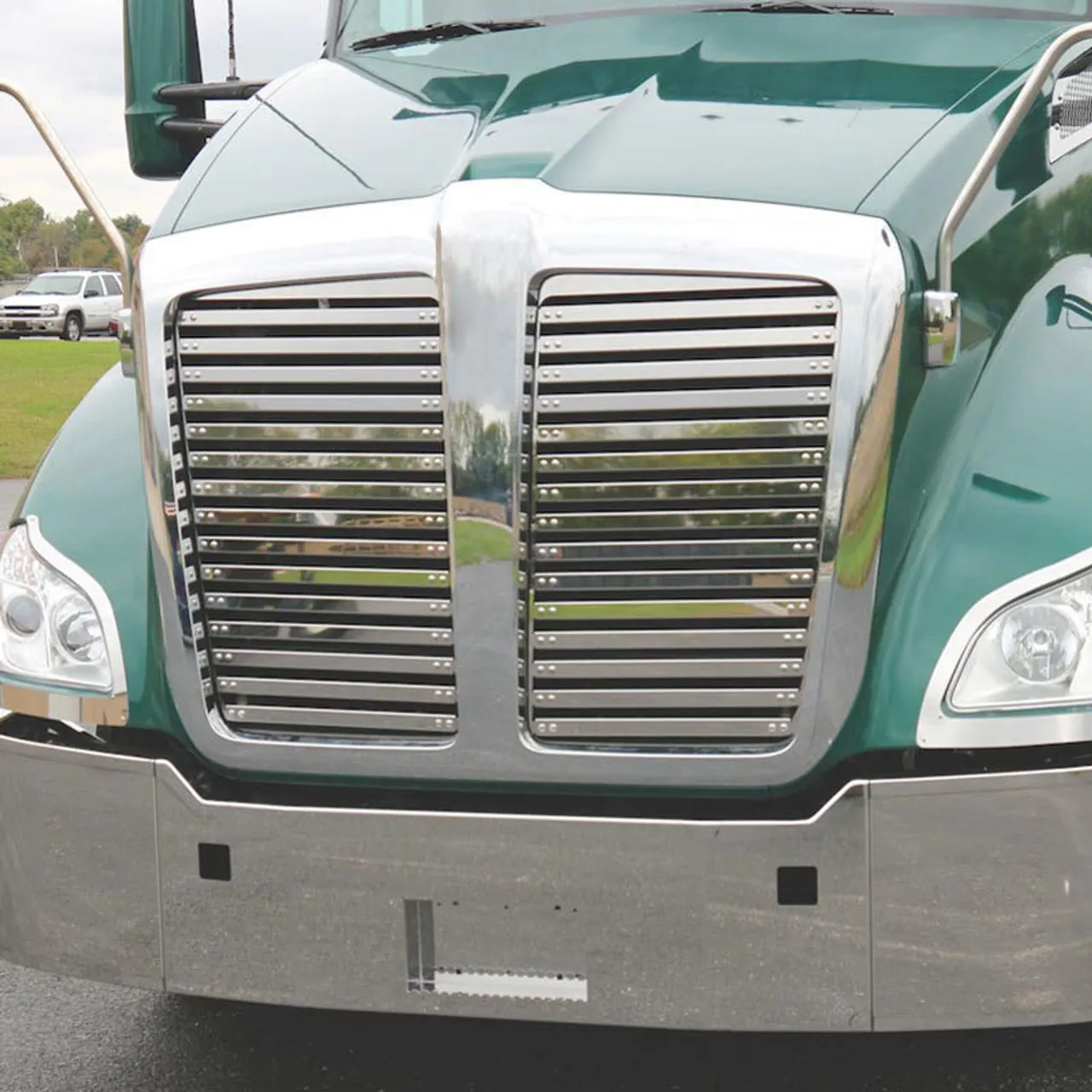Kenworth T680 30 Horizontal Bar Grill By RoadWorks - Raney's Truck Parts