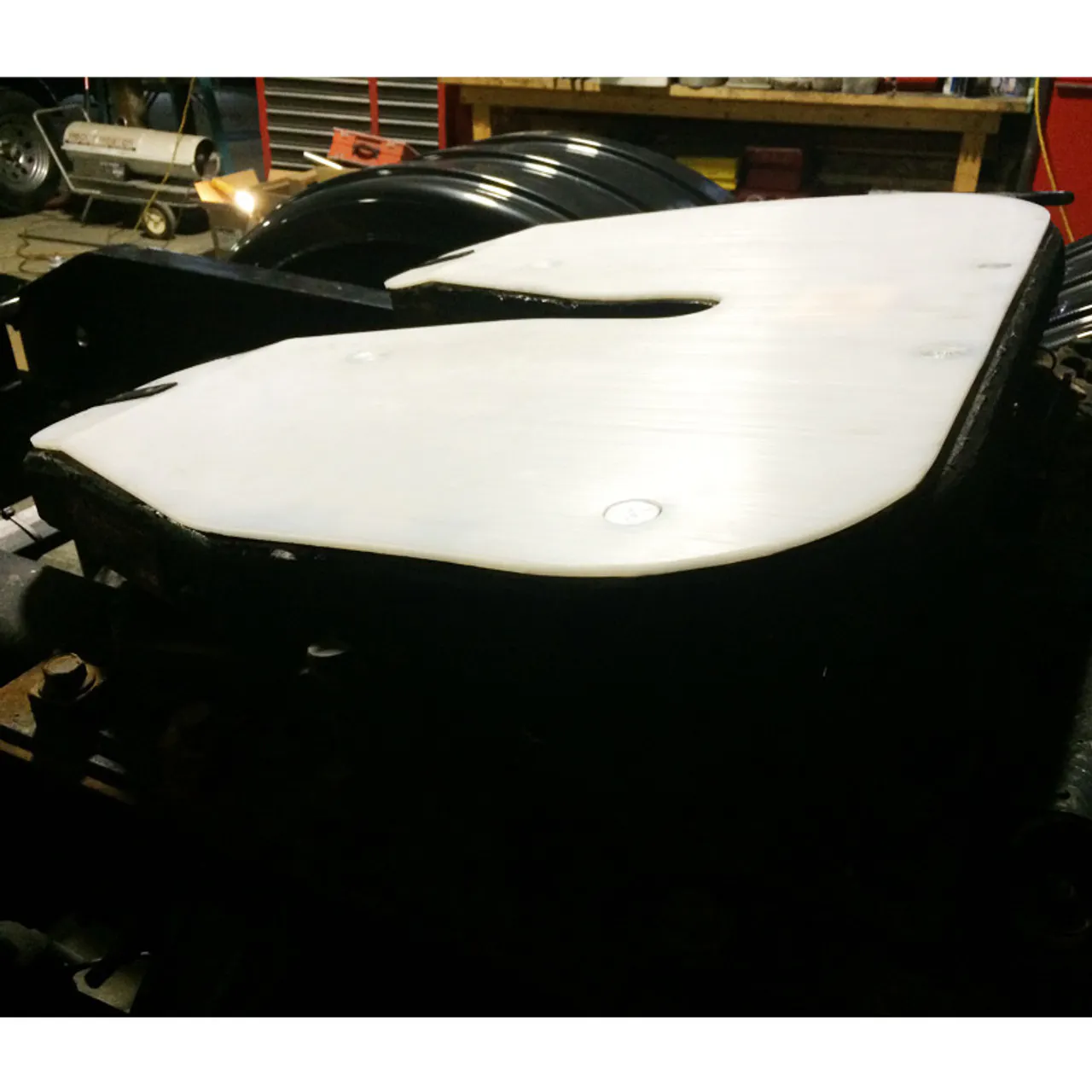 Robin Industries Fifth Wheel Slick Plate - Raney's Truck Parts