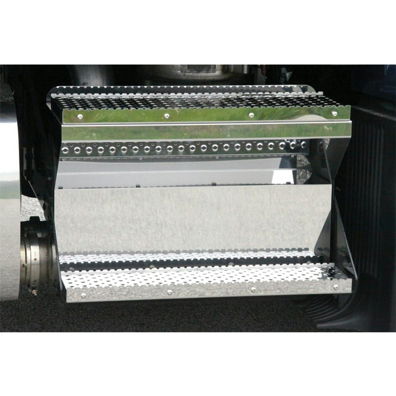 Volvo VN 630 Replacement DPF Shield With Steps By RoadWorks - Raney's ...