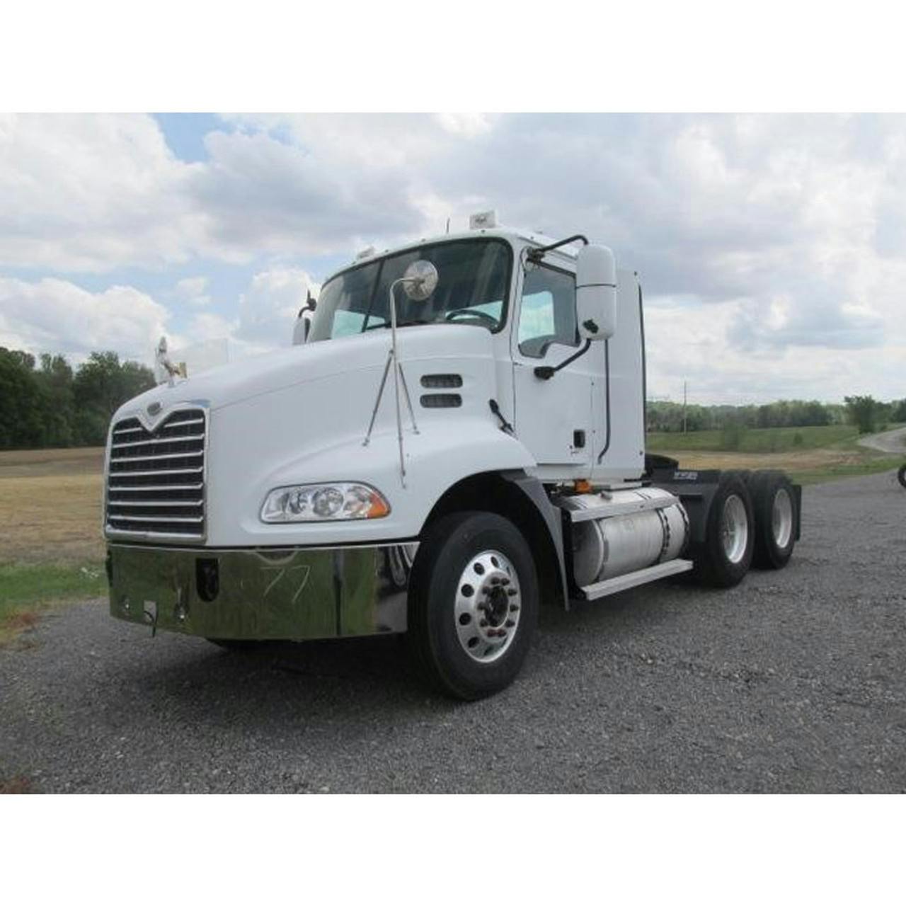 Mack Vision CXN613 CXP613 Chrome Bumper With Tow Fog And Step Holes By ...