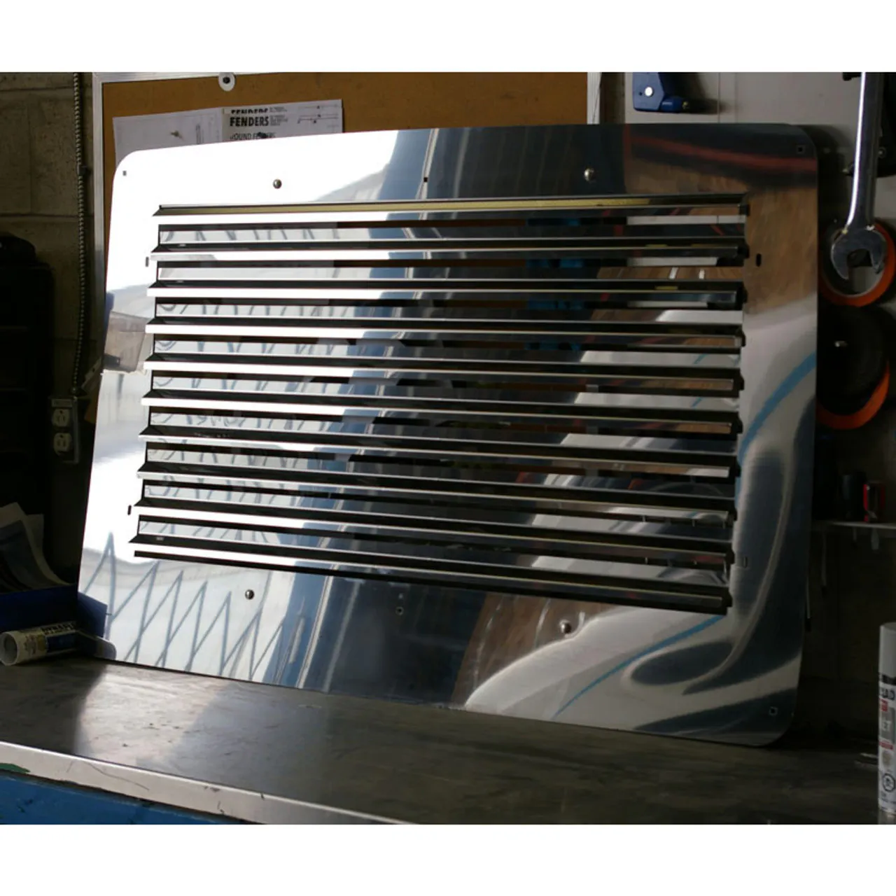 Volvo VNL Louvered Stainless Steel Grill (2004 - 2018)