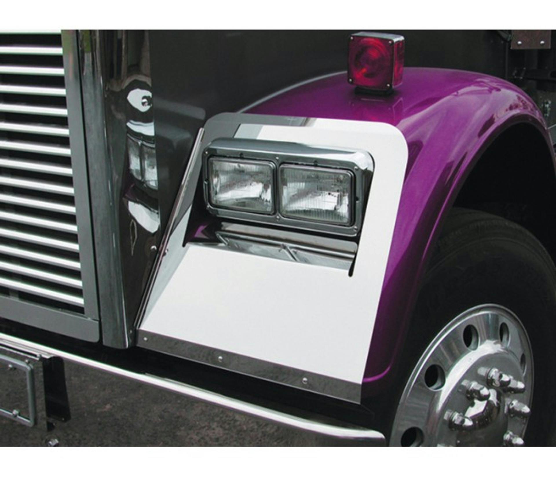 Freightliner Classic Fender Guards | Raney's Truck Parts