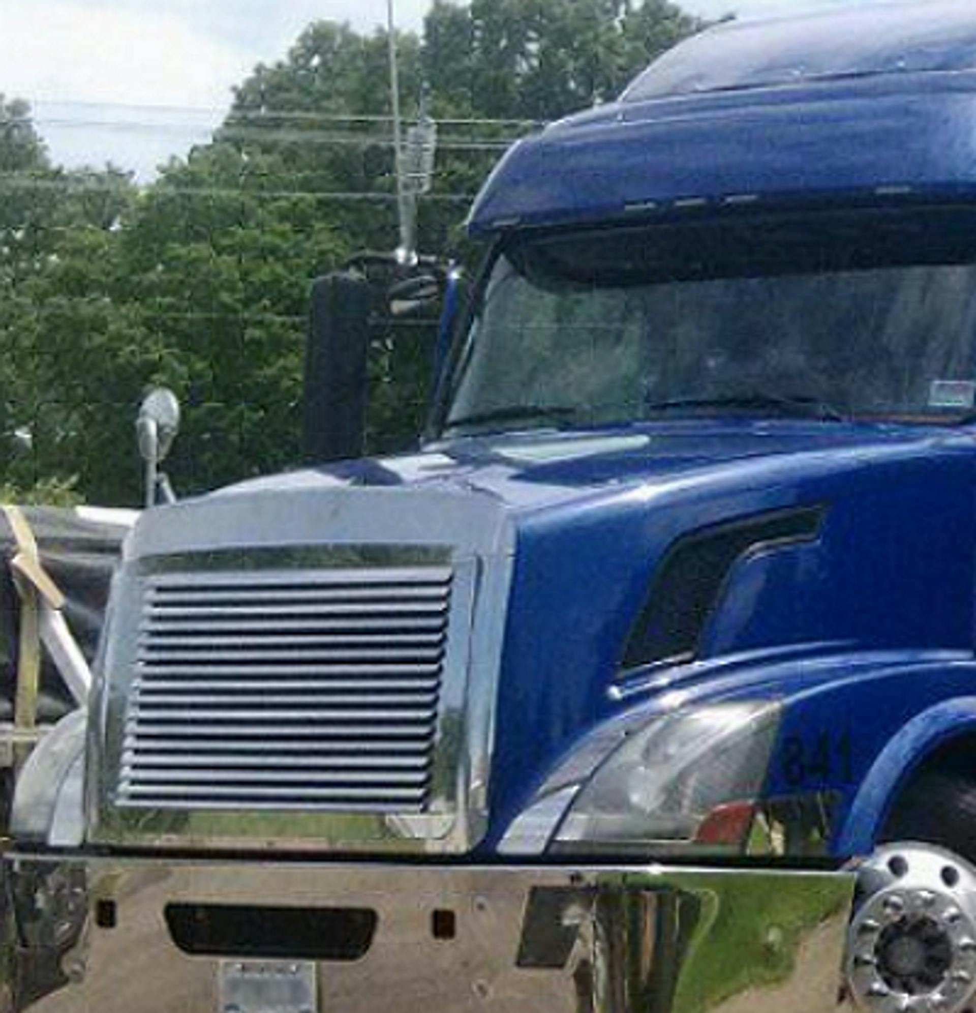 Volvo VNL Chrome Mirror Cover 2012 And Newer - Raney's Truck Parts