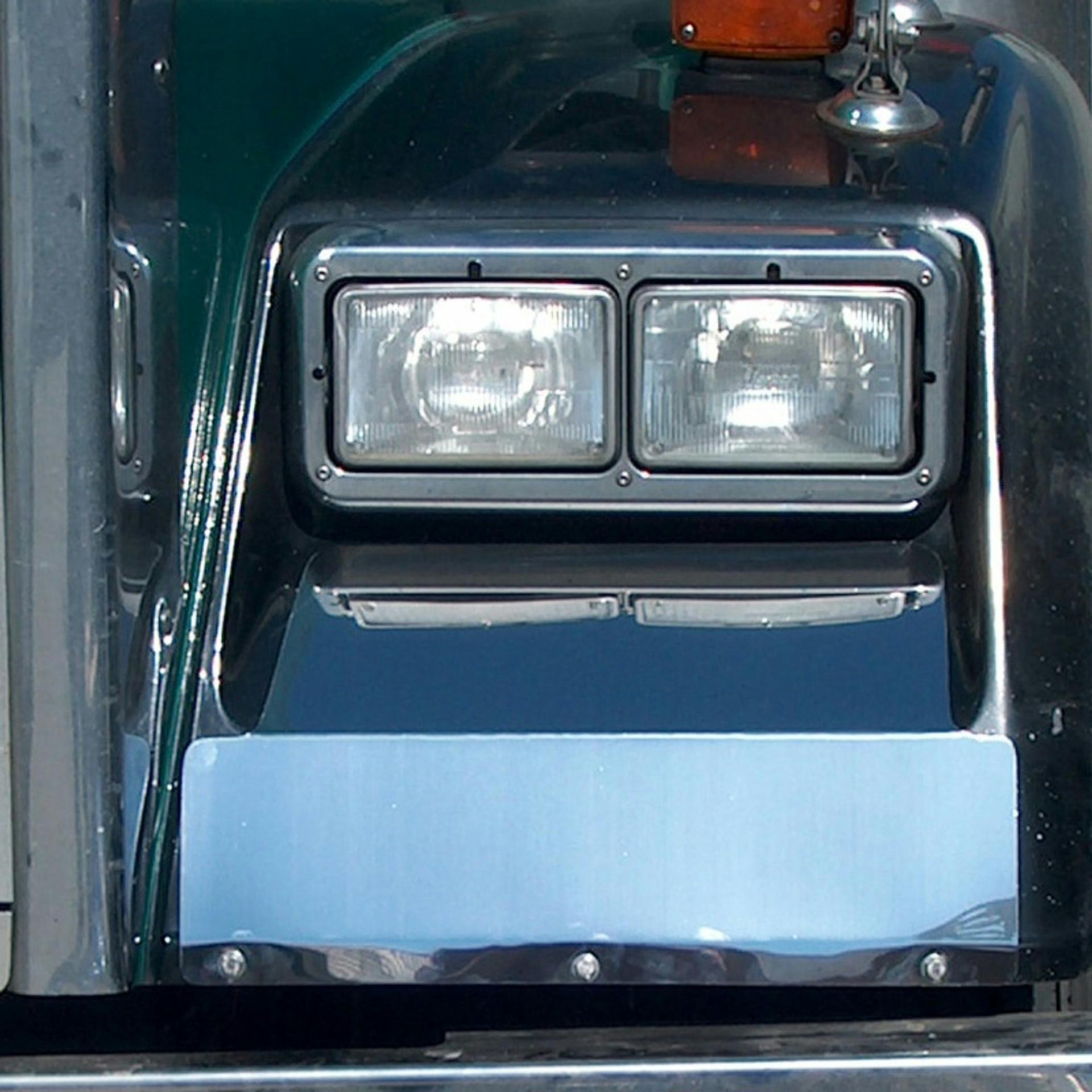 Freightliner Classic Fender Guards | Raney's Truck Parts