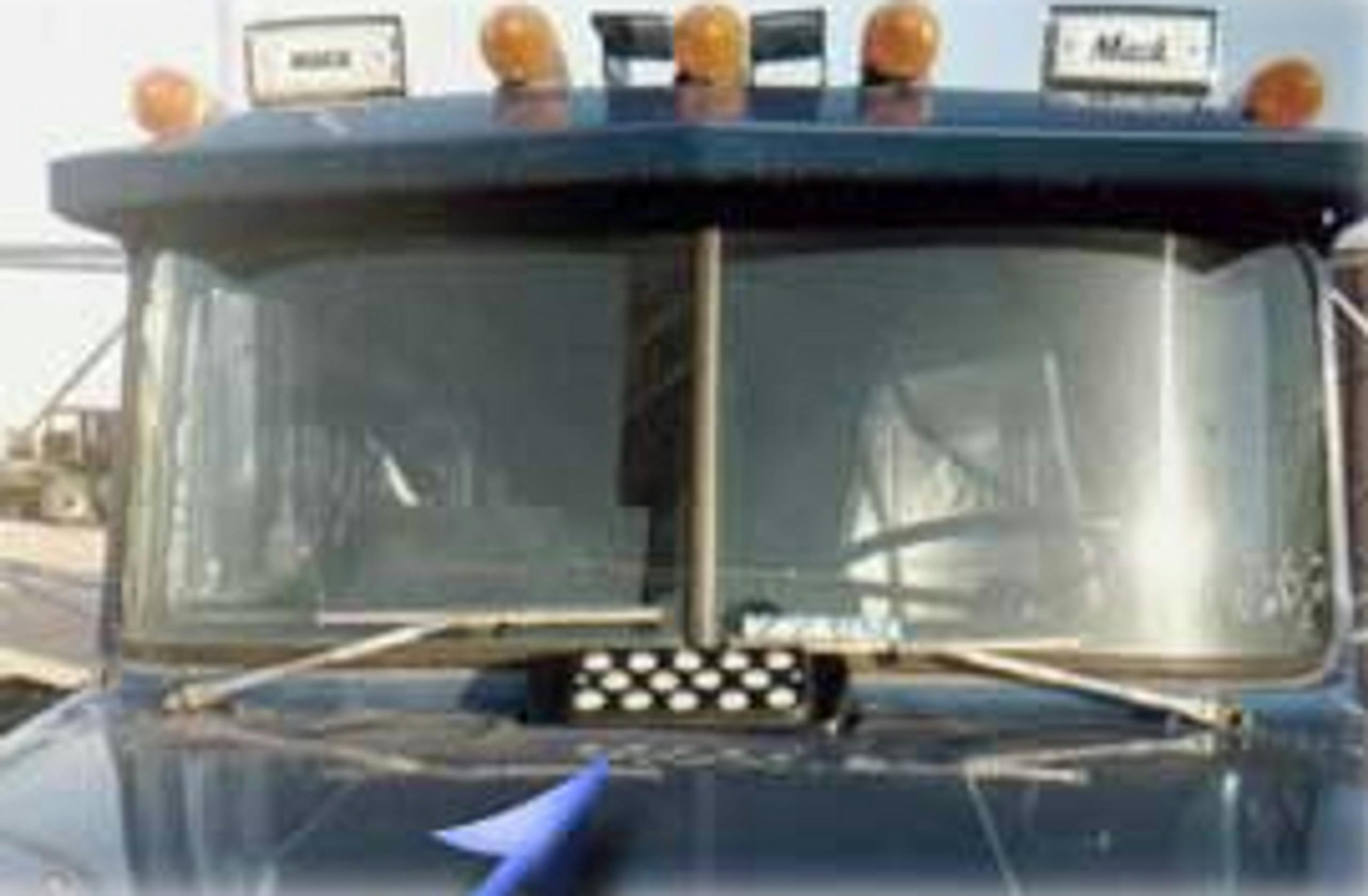 Mack Truck Air Filter 25100042