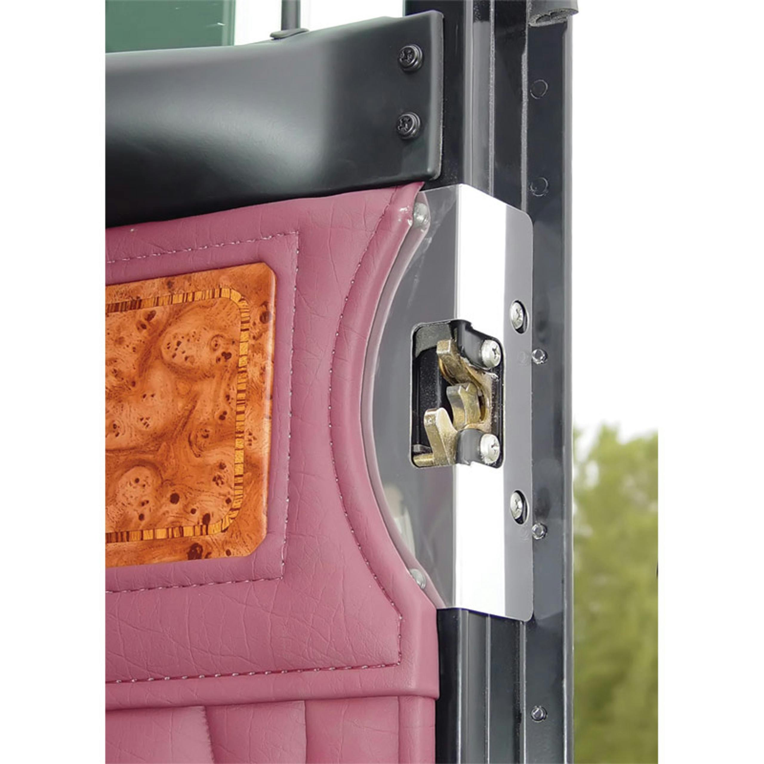 Peterbilt Sleeper Door Latch - Raney's Truck Parts