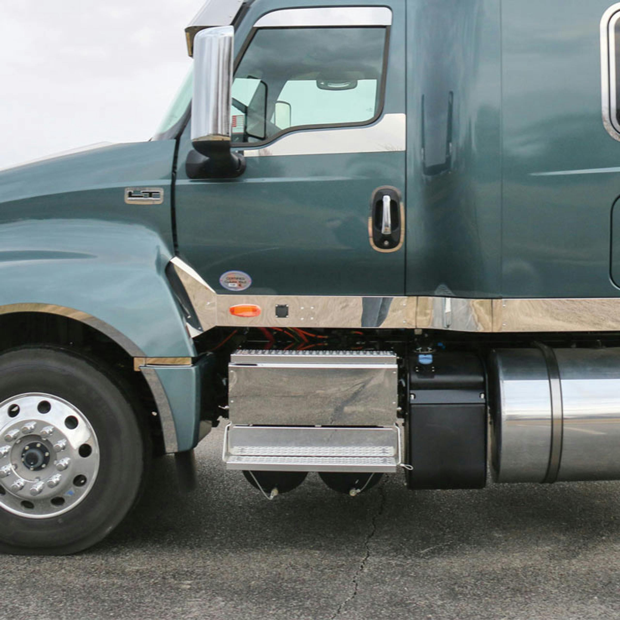 International Battery Box Lid Cover - Raney's Truck Parts