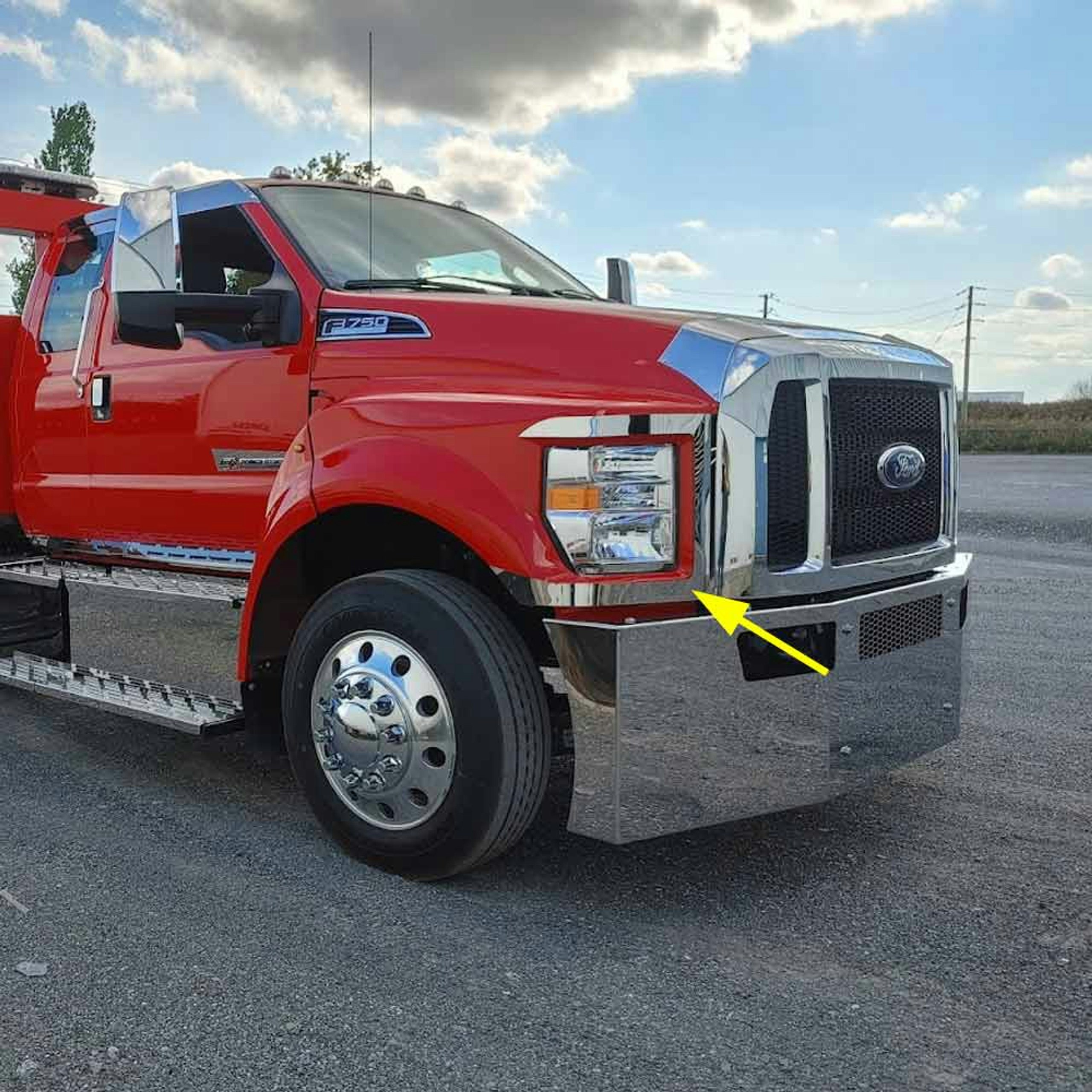 Semi-Truck Fender Guards & Protectors - Raney's Truck Parts