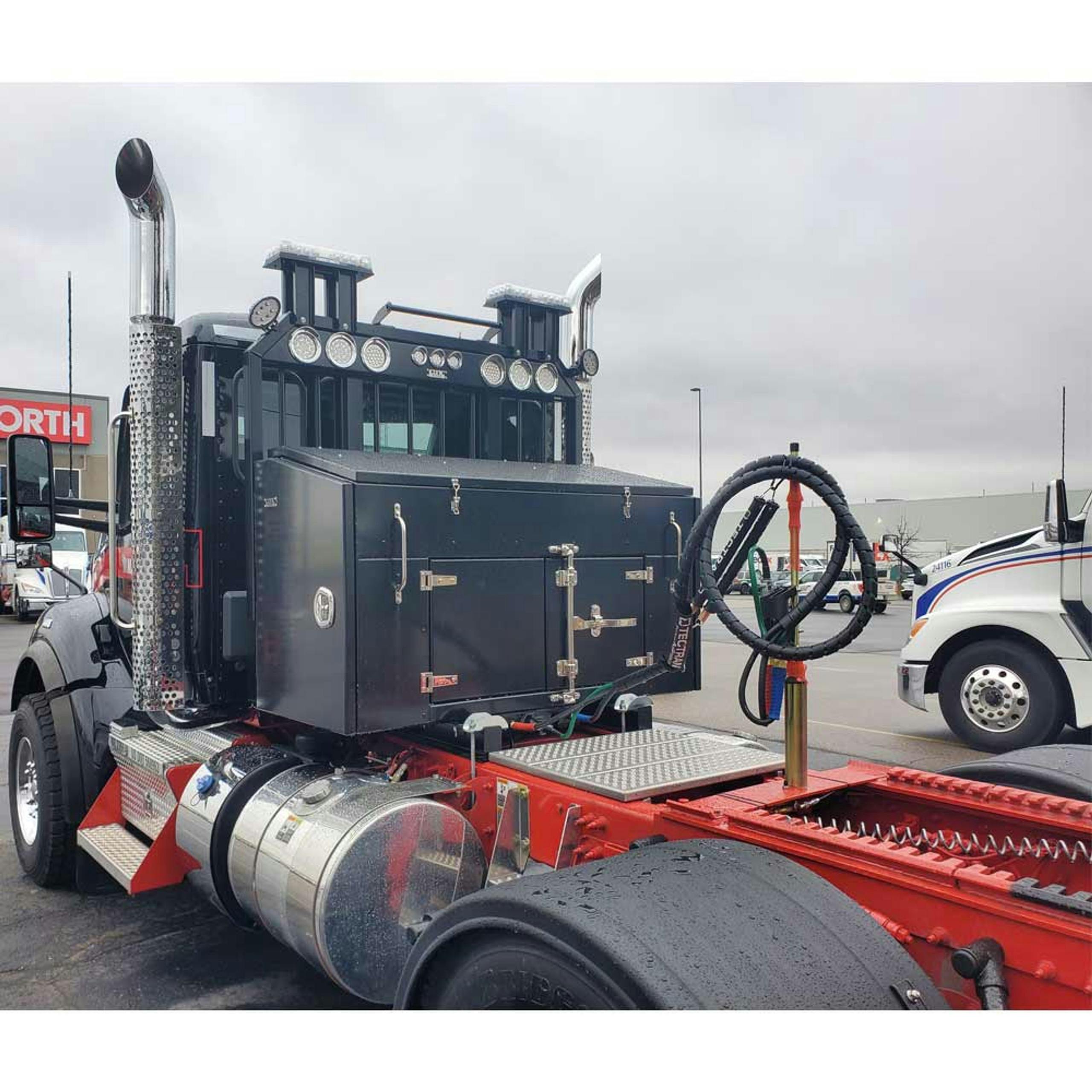 Semi-Truck Deck Plates and Catwalks
