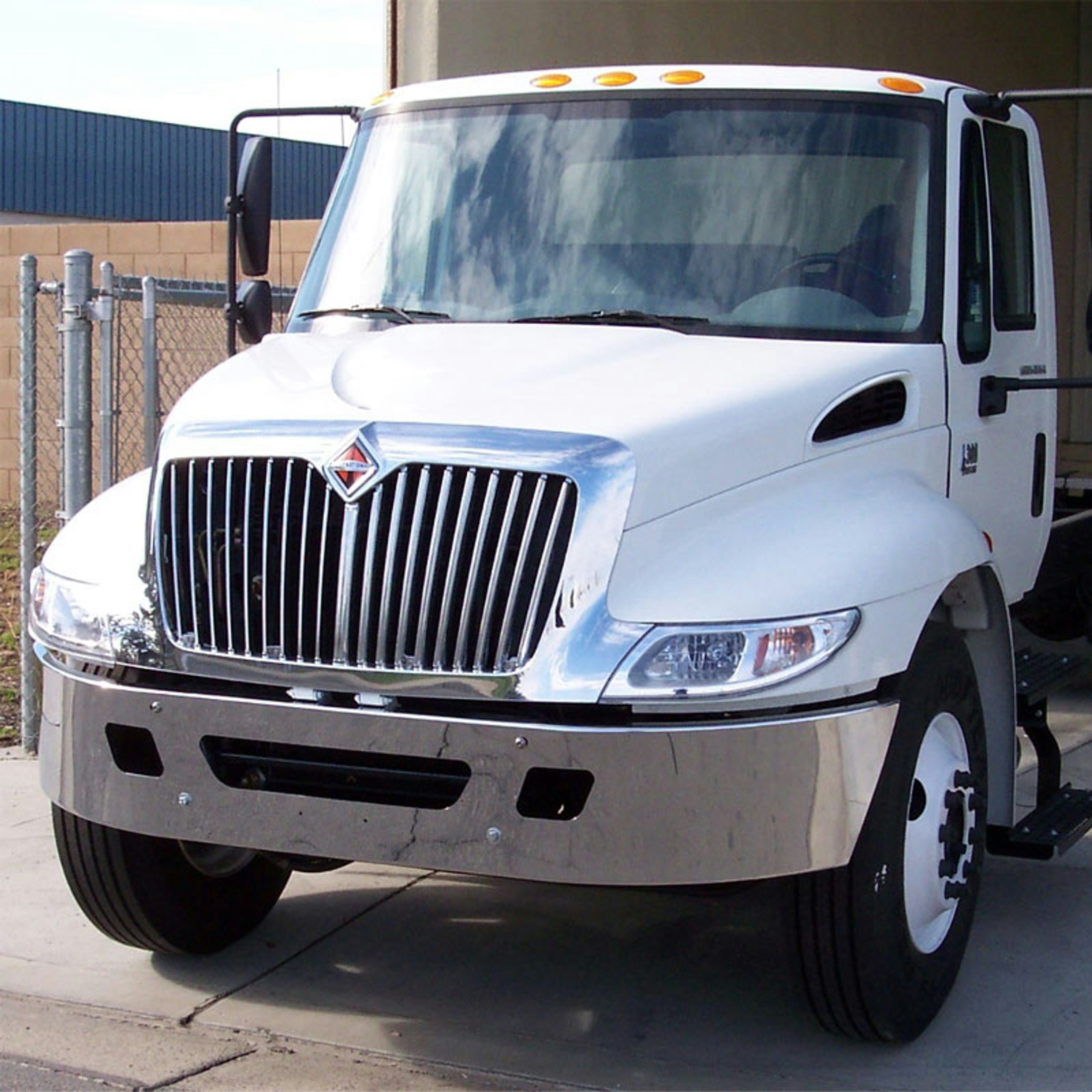 International 4700 4900 8100 Chrome 10" Bumper By Valley Chrome - Raney ...