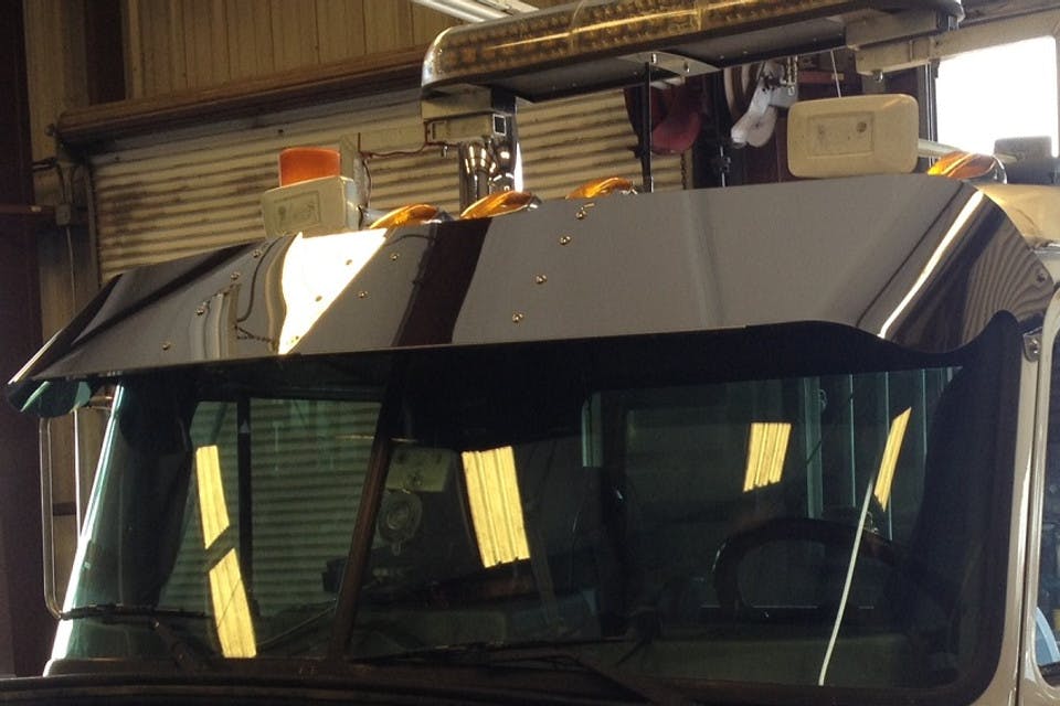 Mack Granite Pinnacle CV GU7 GU8 Vision Halogen Headlight Assembly ...