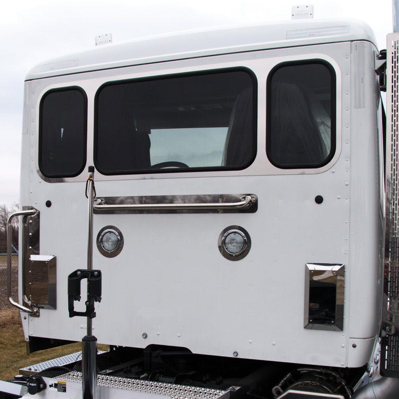 Peterbilt 579 Stainless Steel 3" Window Chop Top for Drip Rails | Raney's