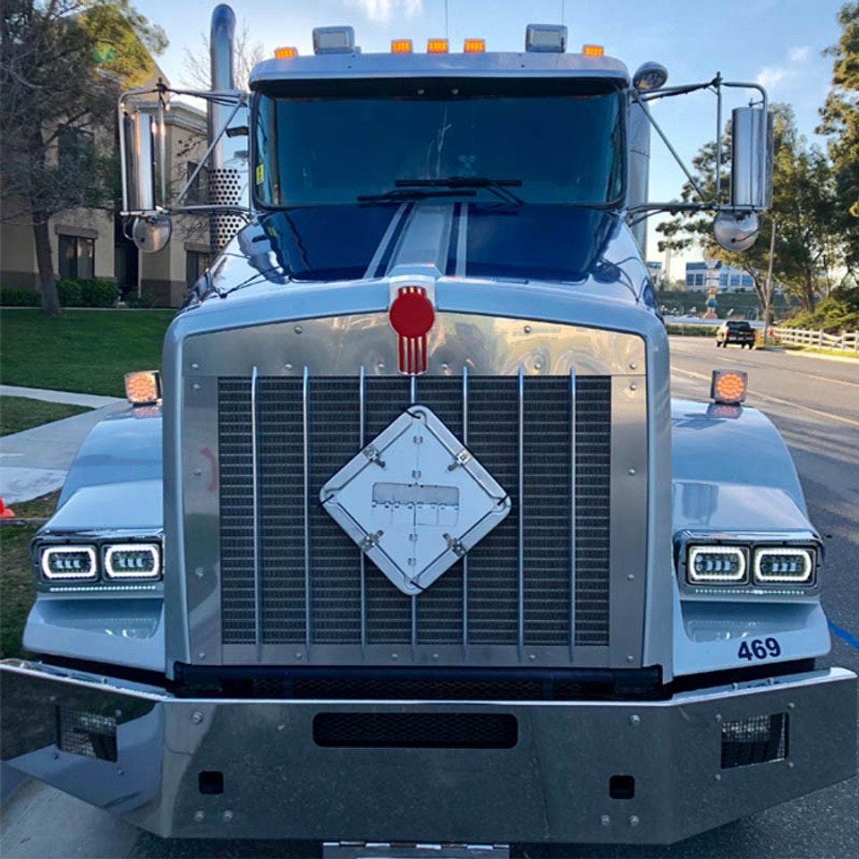 Freightliner FLB Exterior Parts & Accessories | Raney's Truck Parts