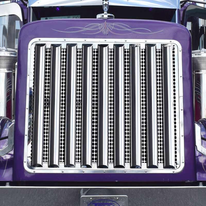 Peterbilt 379 Grille Inserts & Grille Surrounds | Raney's Truck Parts