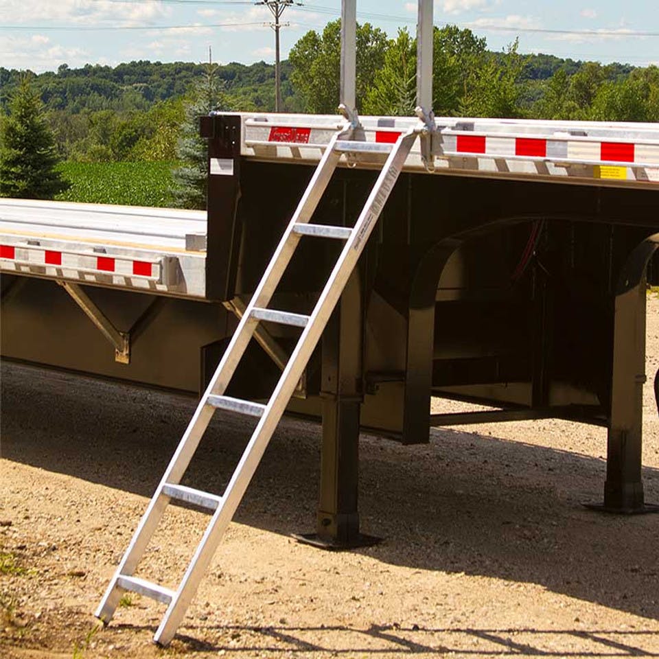 4-Step Trucker Ladder - Raney's Truck Parts