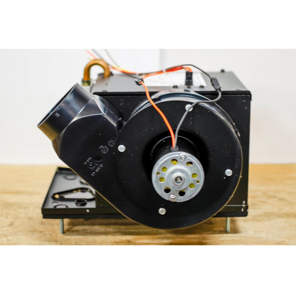Semi-Truck Air Conditioners & Heater Boxes - Raney's Truck Parts