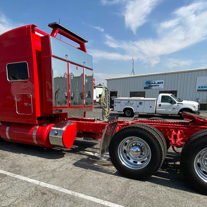Enclosed 4 Door Aluminum Rack By Brunner Fabrication - Raney's Truck Parts