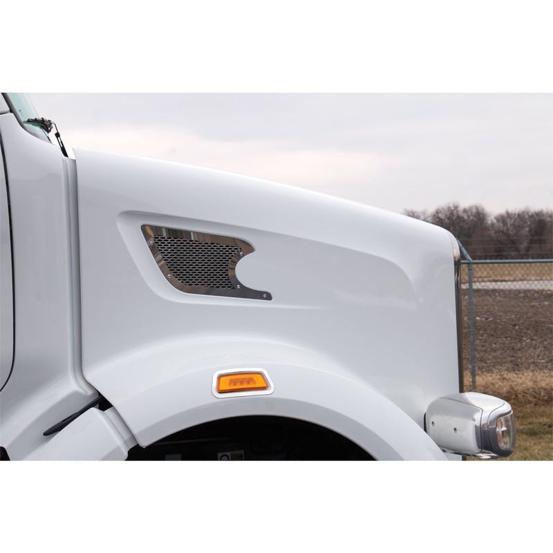 Peterbilt 567 579 587 LED Fender Light P541212100R P541212100